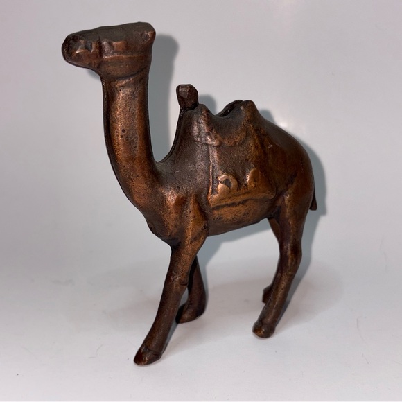Accents | Vintage Metal Camel Cast Iron 125x4x45 Patina Stands Screws ...